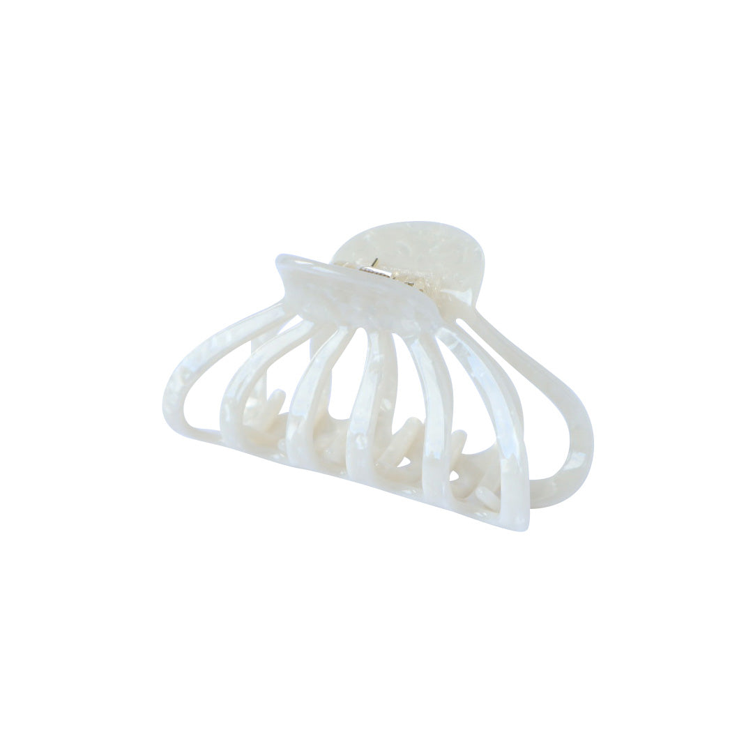 Conch Claw - White – Sis Bis